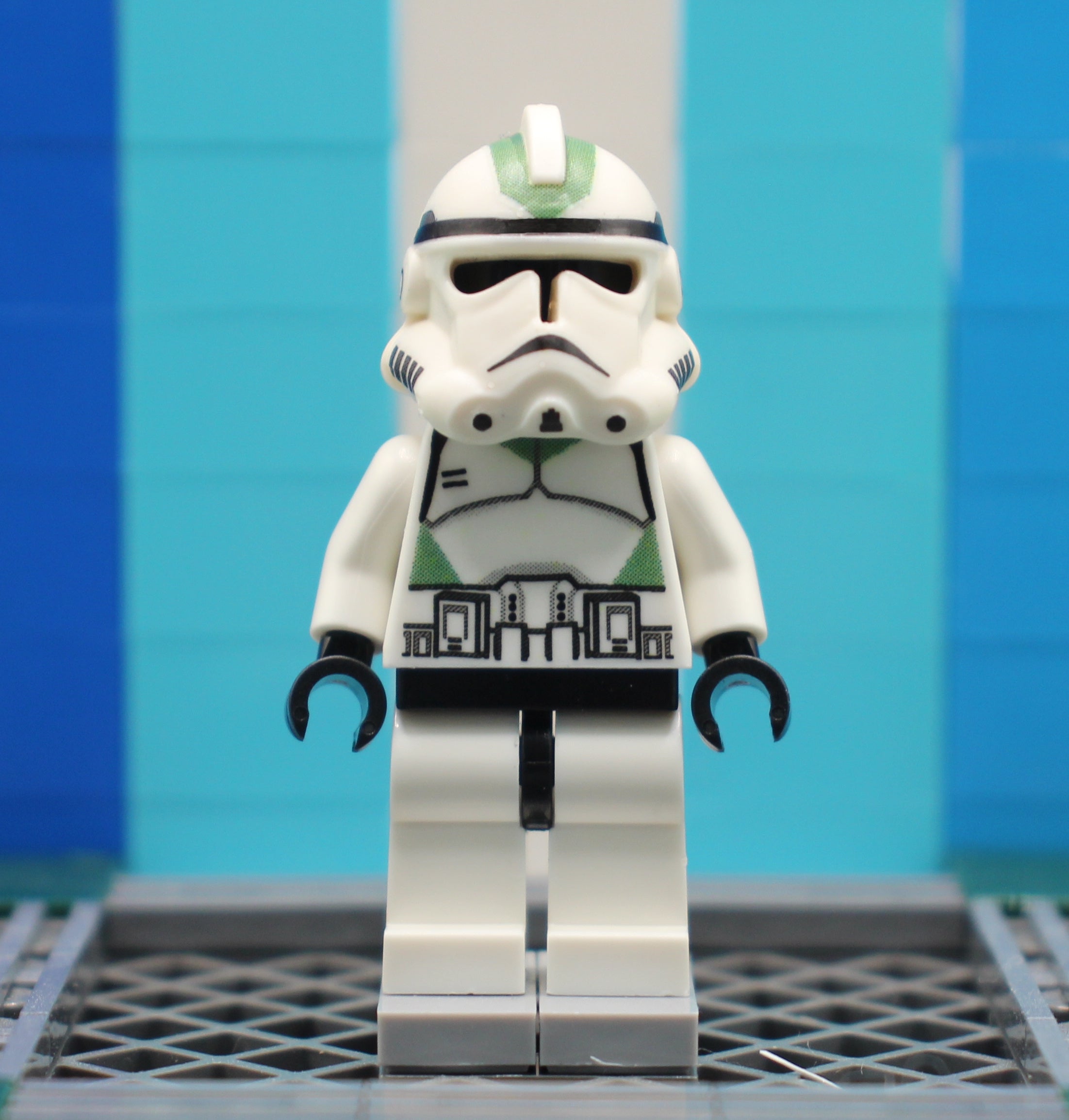 Classic P2 OG-Green Trooper – MinifigMilitia